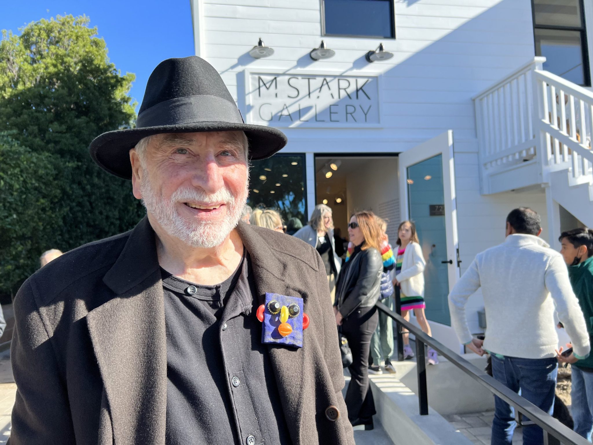 Jerry Barrish had a knack for rustling: supplies in the Army, bail for ...